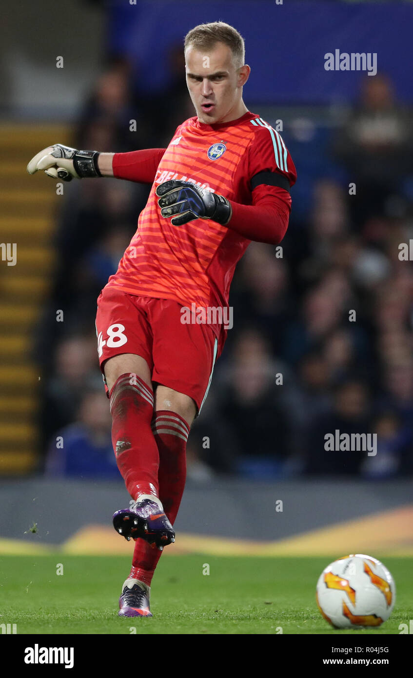 Bate goalkeeper hi-res stock photography and images - Alamy