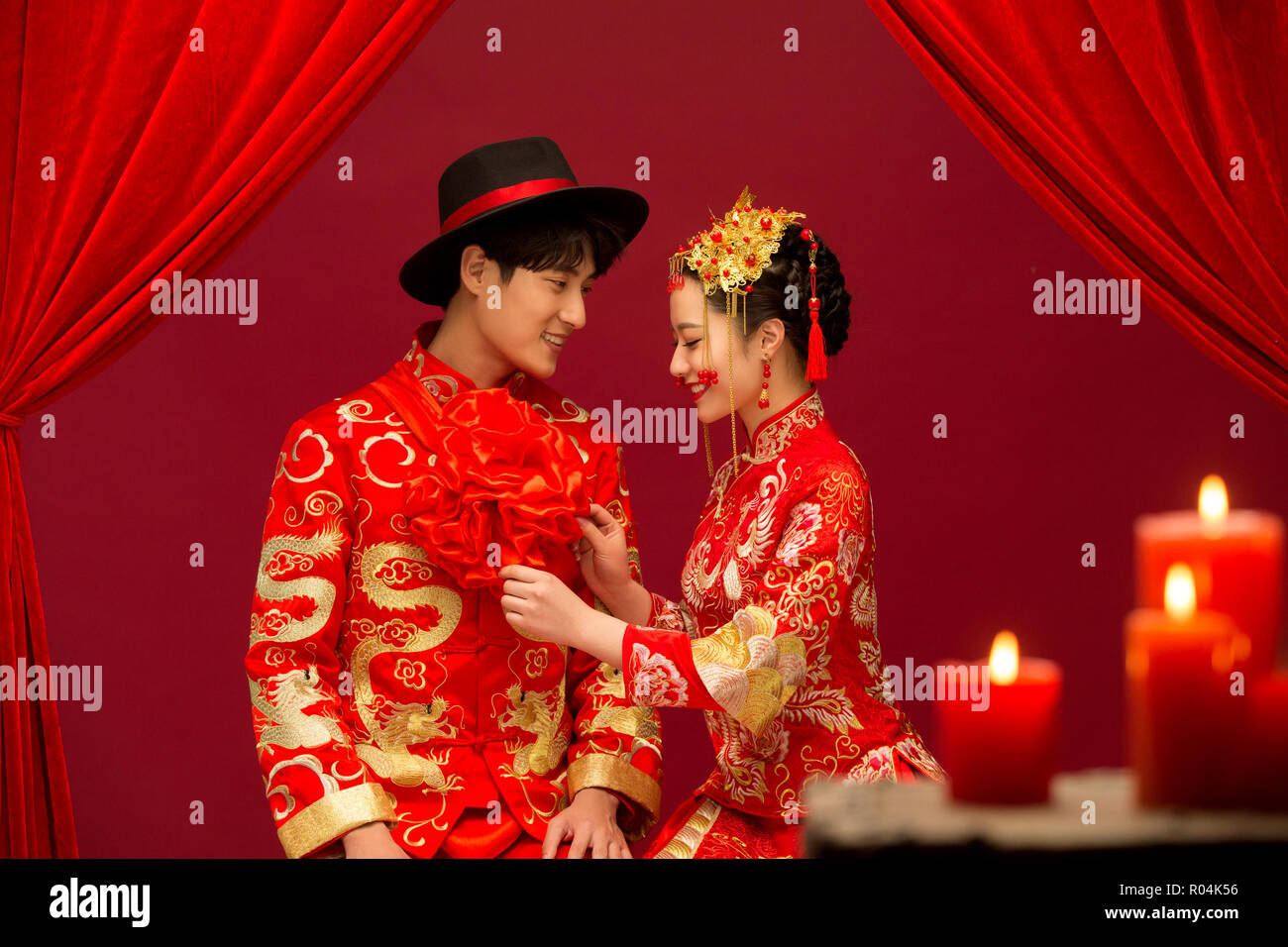 Chinese wedding bed hi-res stock photography and images - Alamy