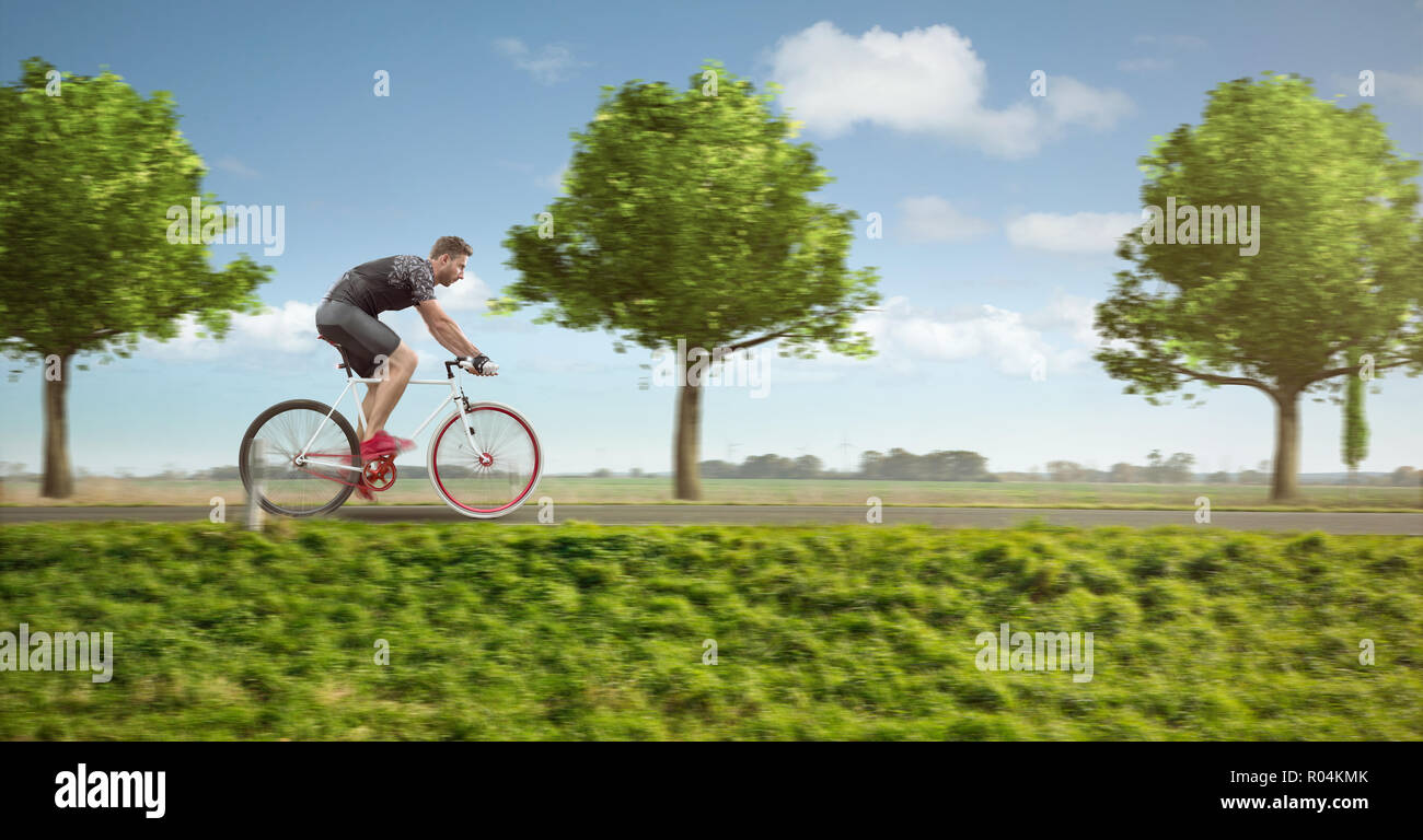 Green cyclist hi-res stock photography and images - Alamy