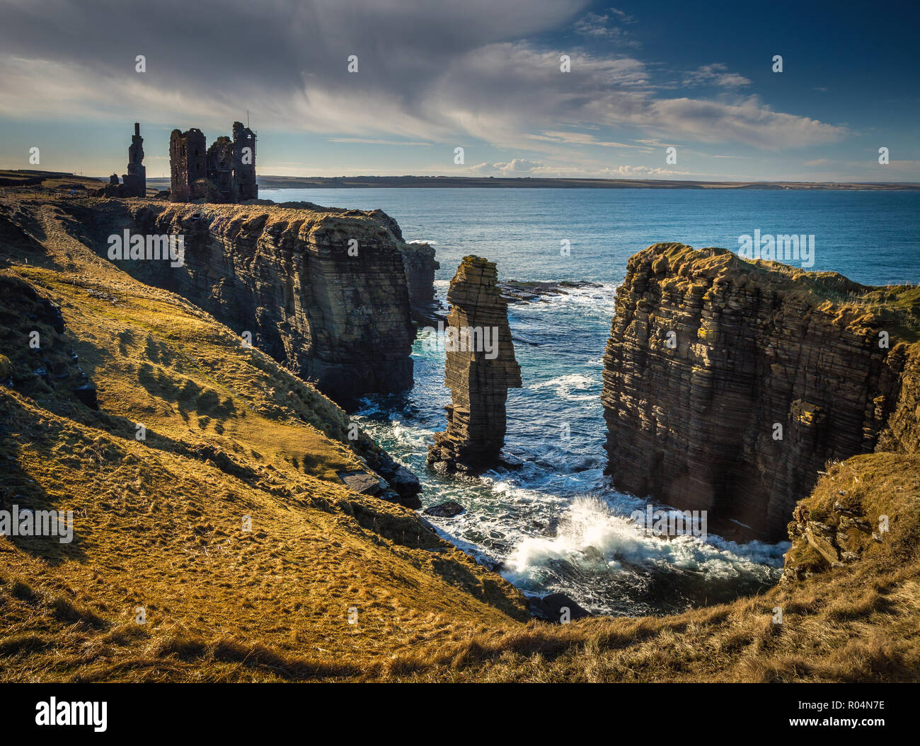 Scottish castle hi-res stock photography and images - Alamy