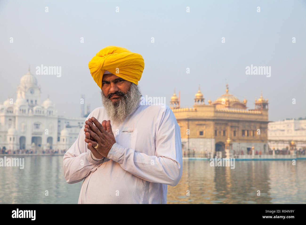 Sikh man hi-res stock photography and images - Alamy