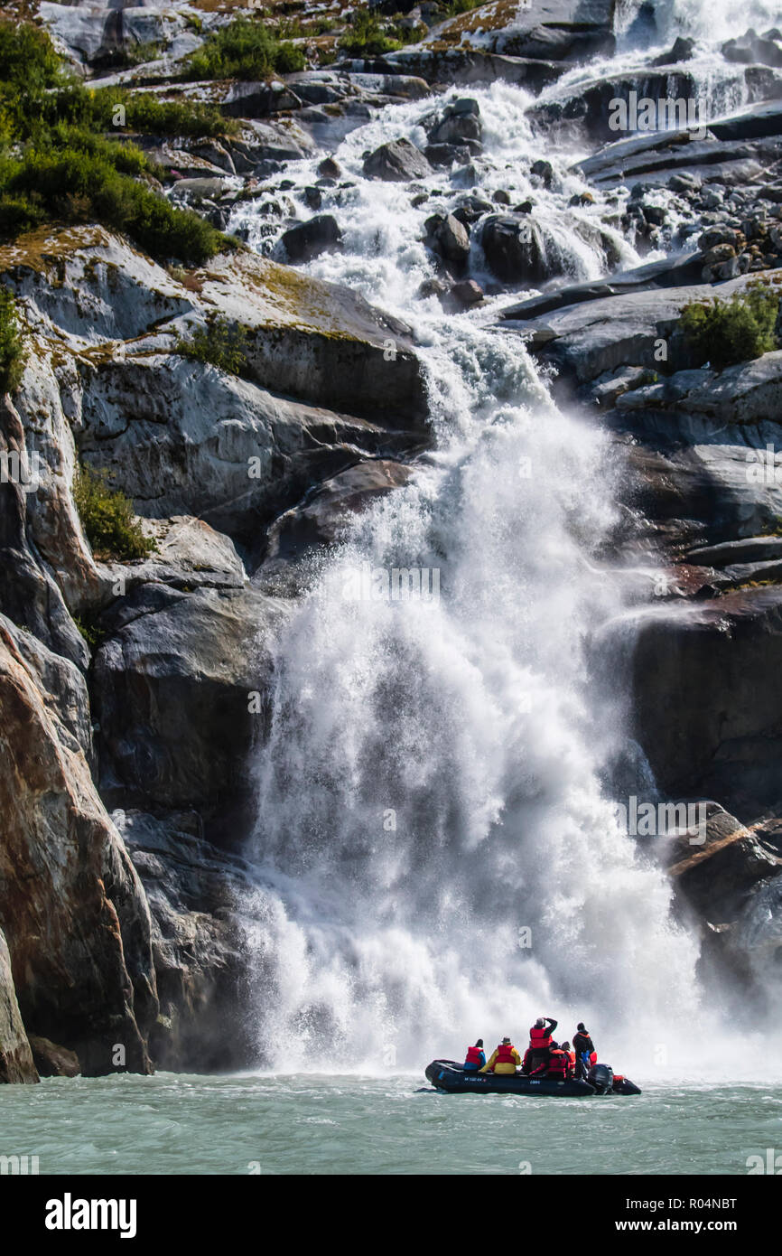 Alaska zodiac tour hi-res stock photography and images - Alamy