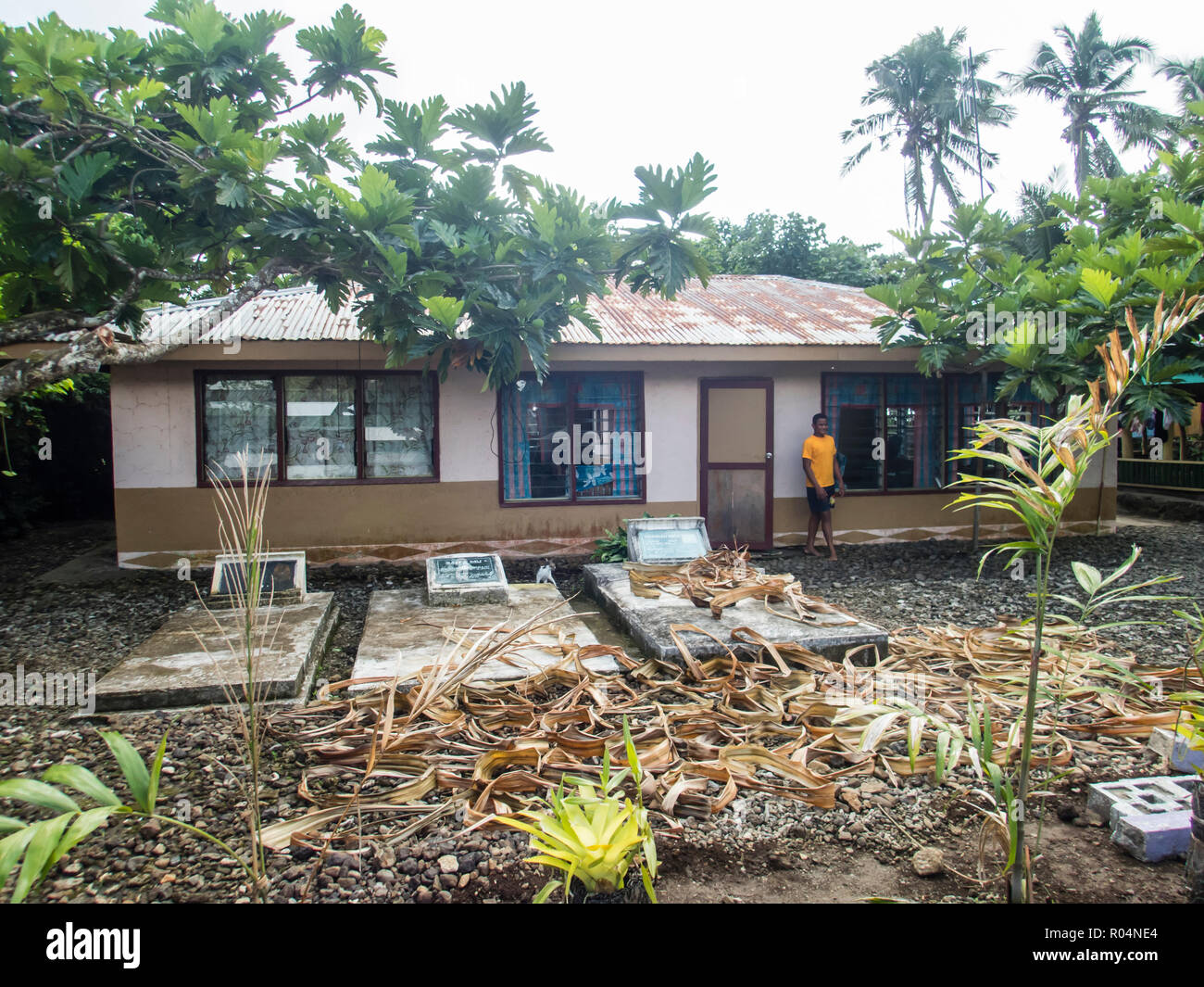 Samoa village scene hi-res stock photography and images - Alamy