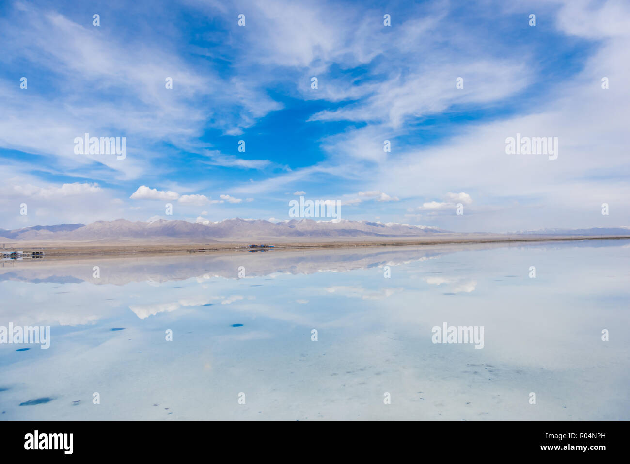 Chaka lake hi-res stock photography and images - Alamy