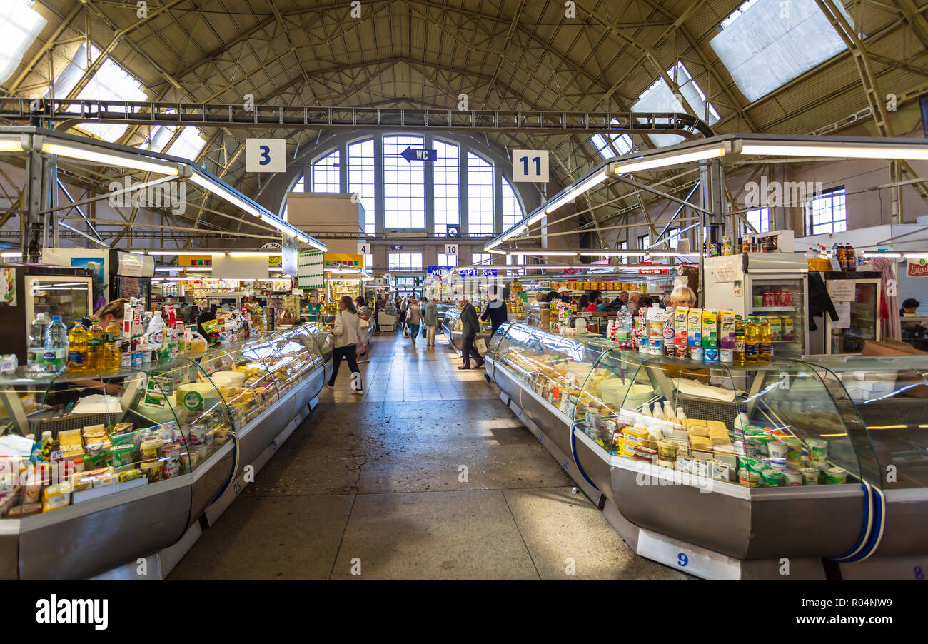 Interior of Riga Central Market, converted Zeppelin hangars, Riga ...