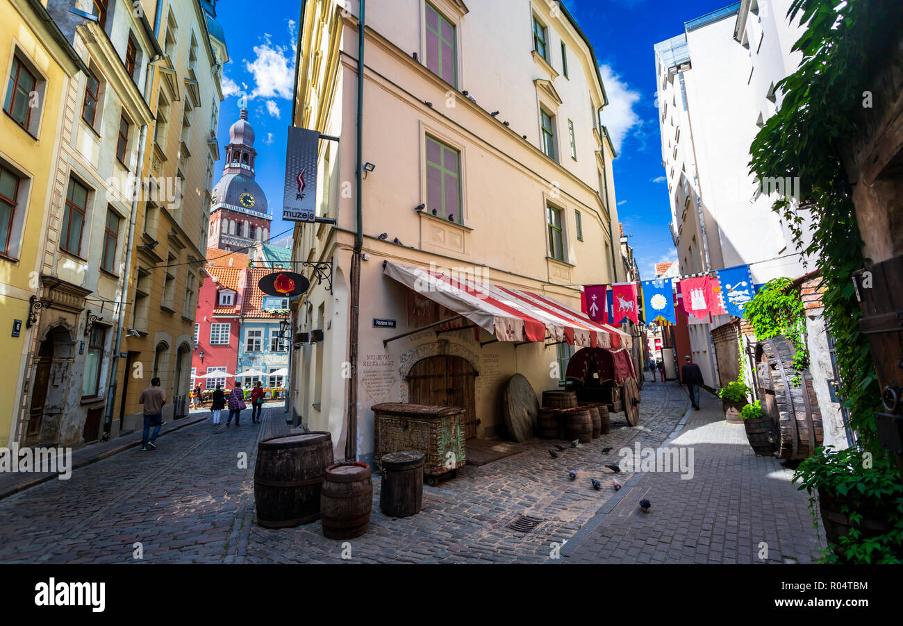 Europe baltic street architecture hi-res stock photography and images ...