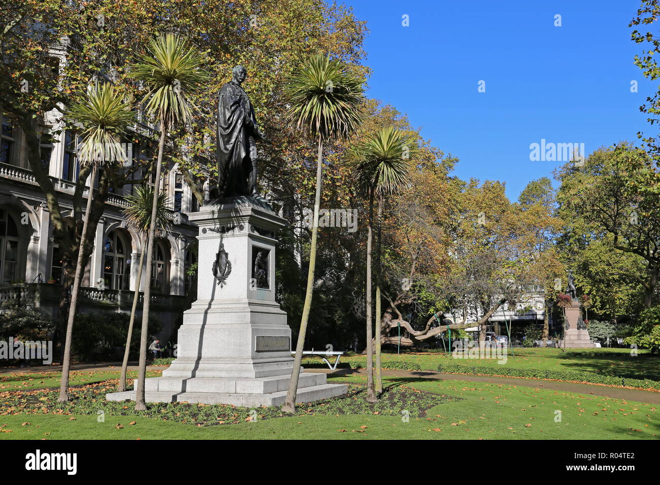 Sir Henry Bartle Frere statue, Whitehall Gardens, Victoria Embankment ...