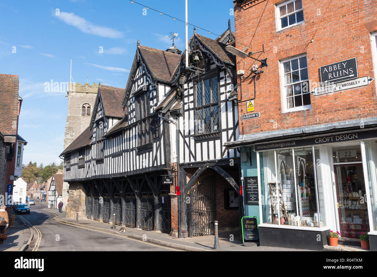 Medieval guildhall hi-res stock photography and images - Alamy