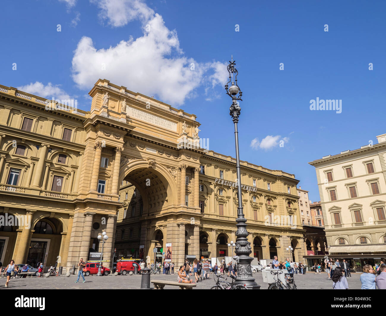 Repubblica square florence hi-res stock photography and images - Alamy