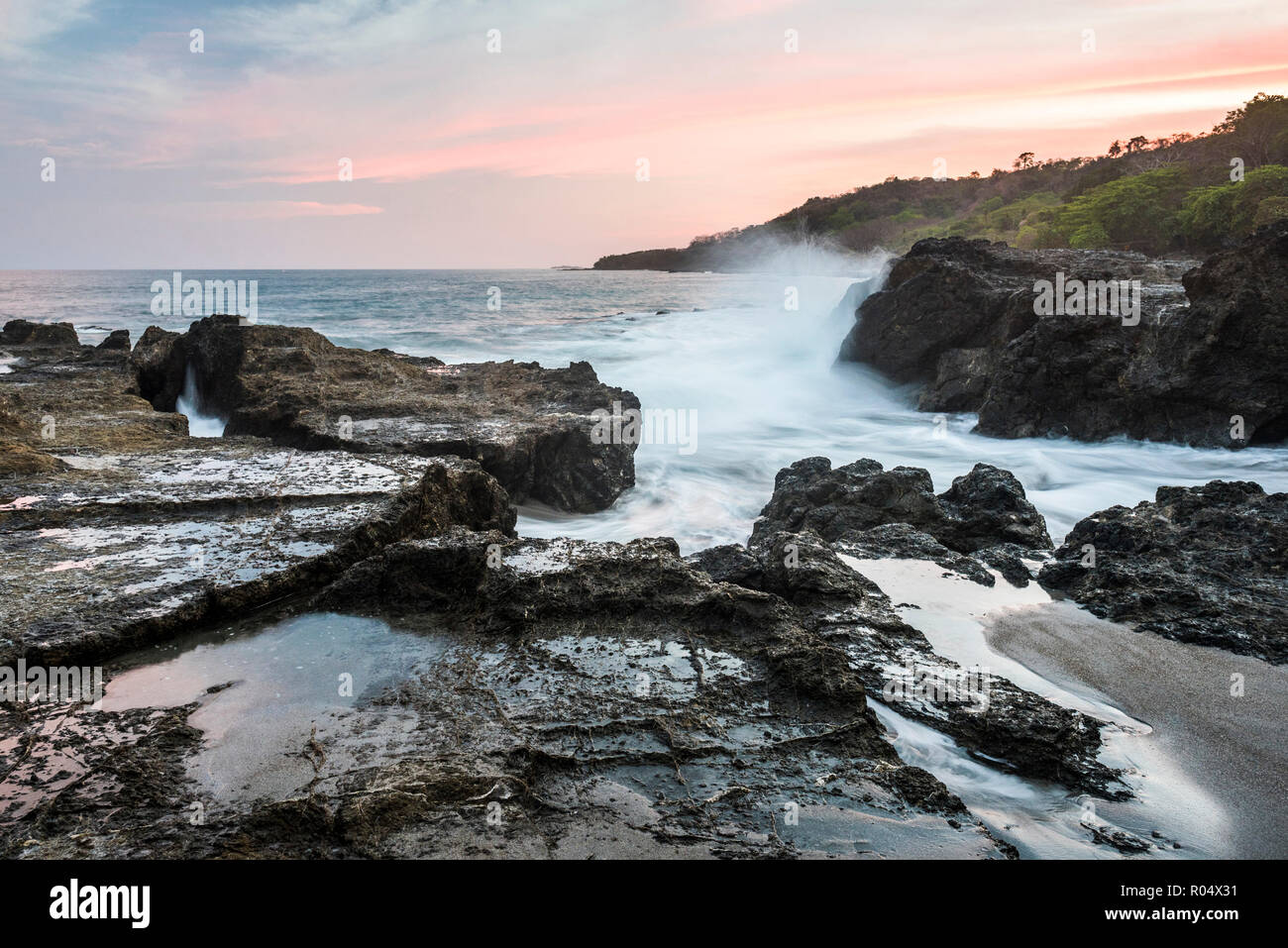 Montezuma Beach at sunset, Nicoya Peninsula, Puntarenas, Costa Rica ...