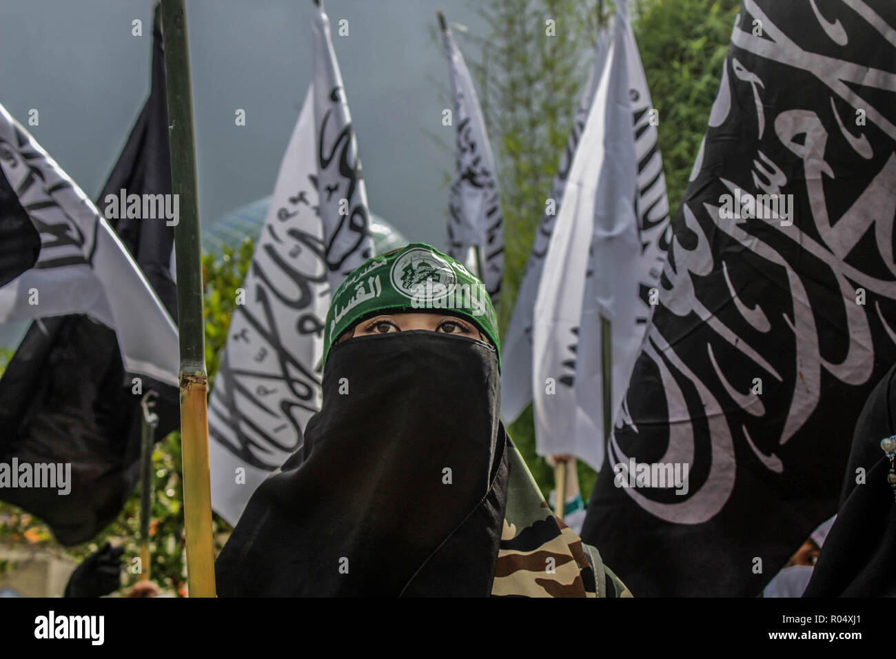 Demonstration muslims hi-res stock photography and images - Alamy