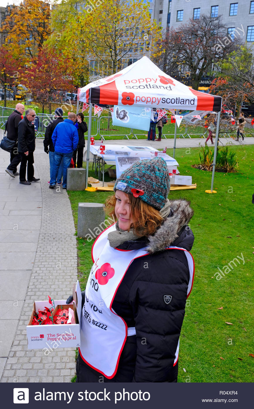 Poppy scotland volunteer hi-res stock photography and images - Alamy
