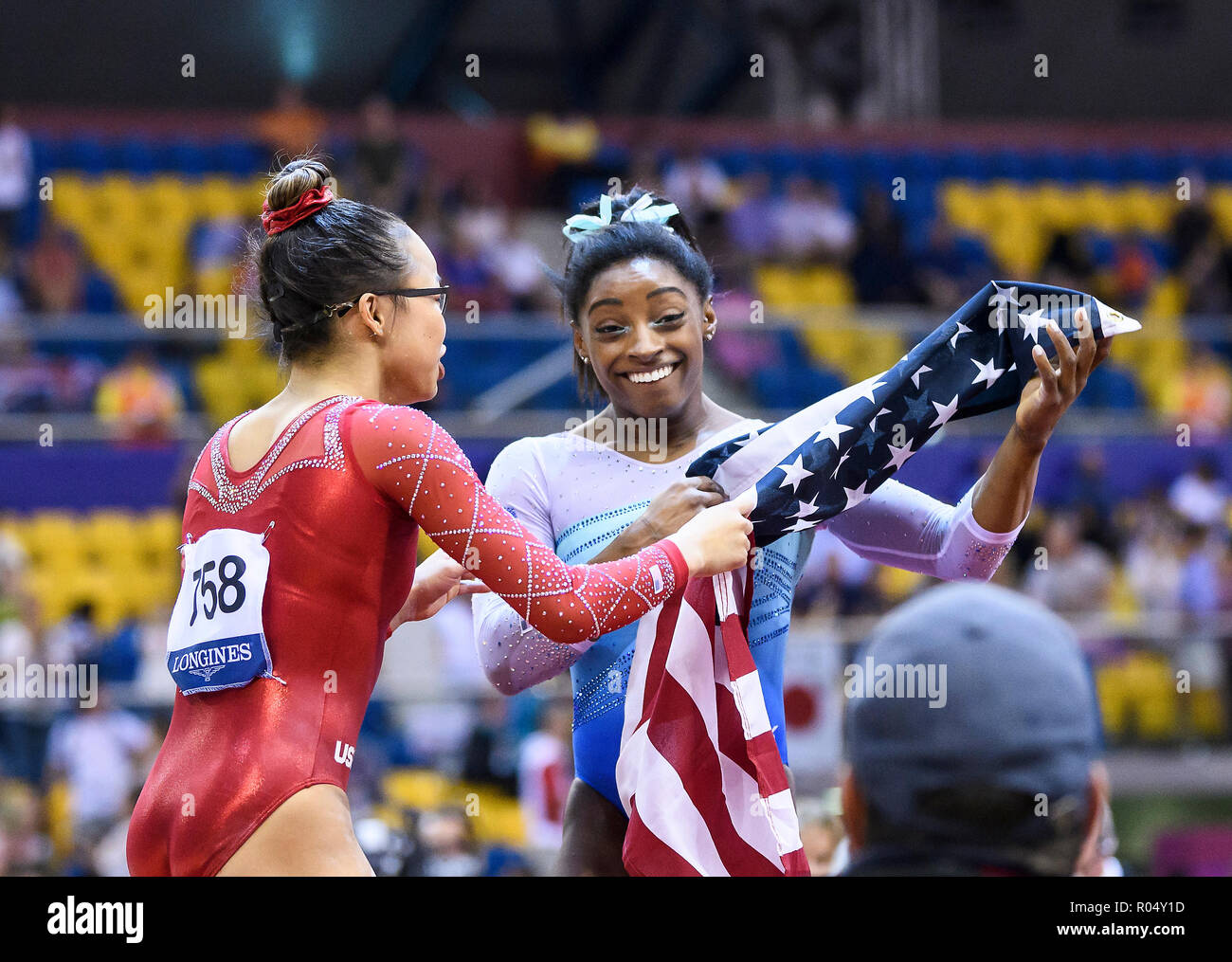Doha, Qatar. 01st Nov, 2018. Morgan Hurd (USA) and Simone Biles (USA ...