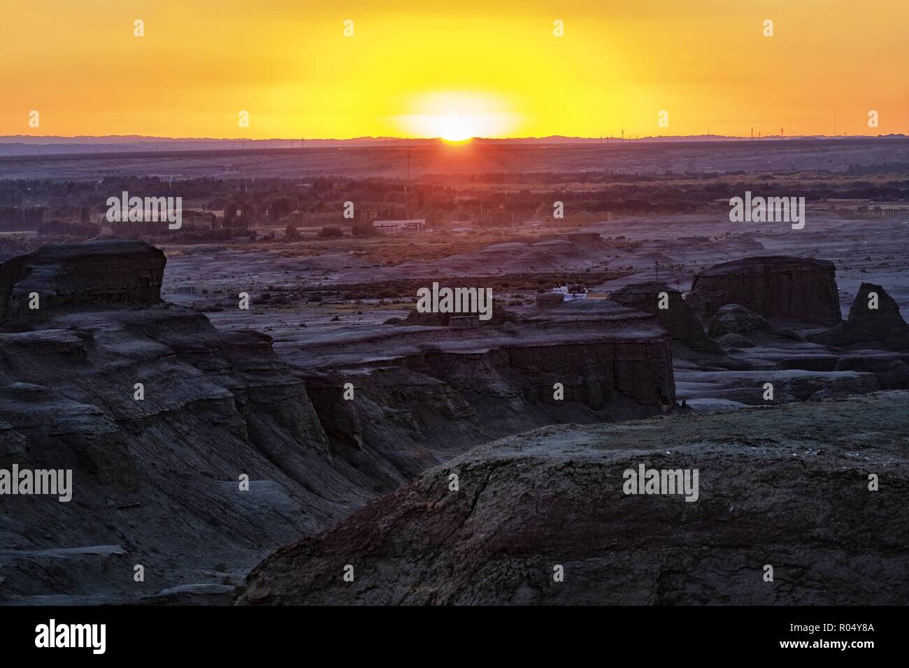 November 1, 2018 - Xinjiang, Xinjiang, China - Aletai, CHINA ...