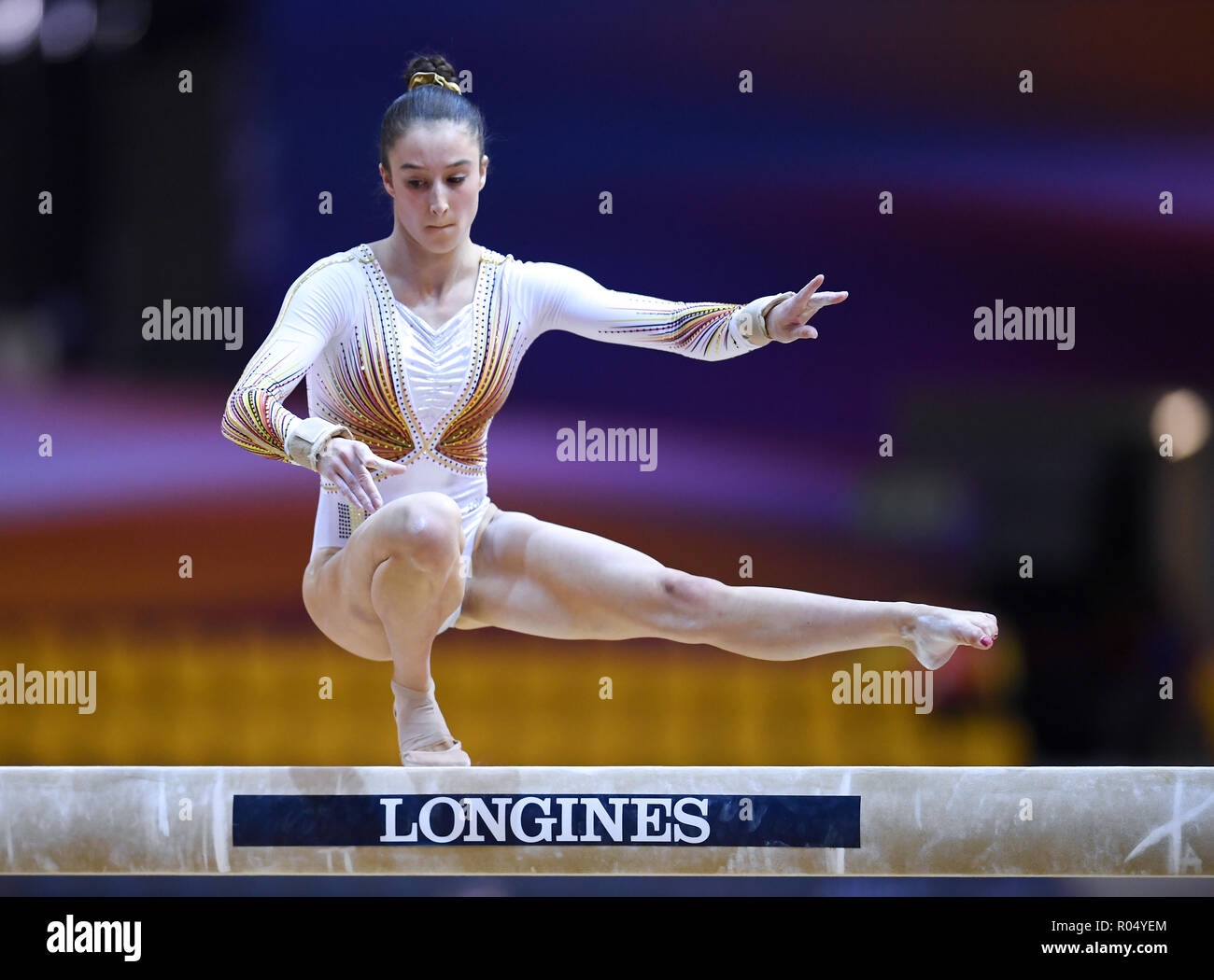 Doha, Qatar. 01st Nov, 2018. Nina Derwael (Belgium) at the balance beam ...