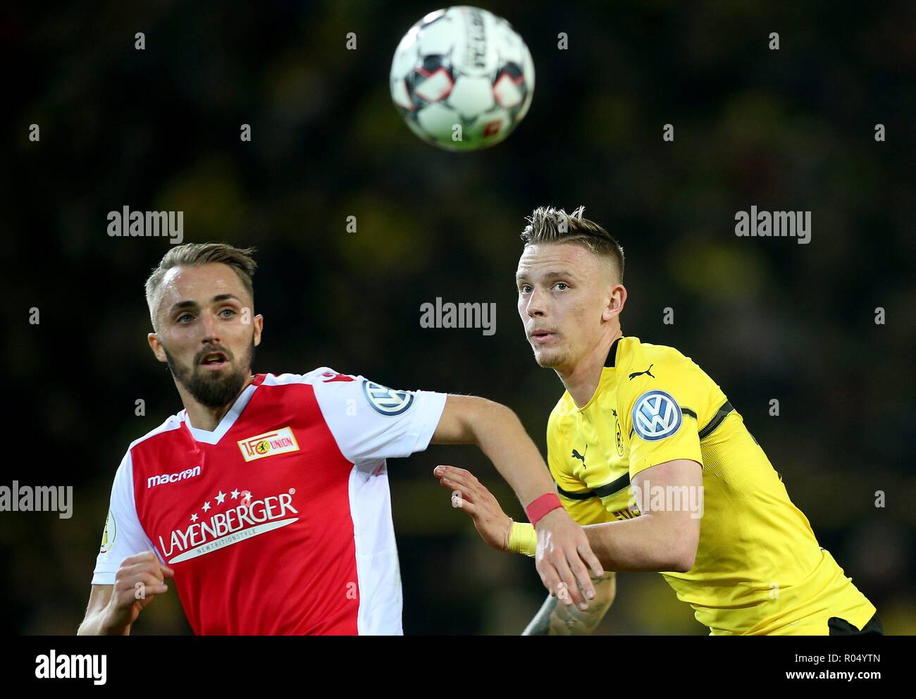 firo: 31.10.2018, football, DFB Pokal, season 2018/2019, BVB, Borussia ...