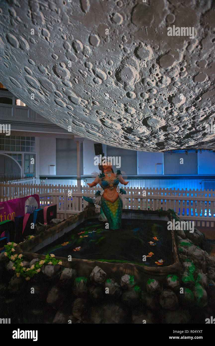 Leicester, UK. 1 November 2018. Museum of the Moon Rangoli Diwali ...