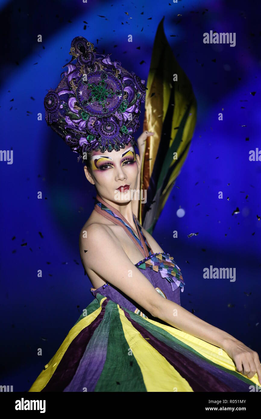 Beijing, China. 1st Nov, 2018. Model on runway for Chinese fashion ...