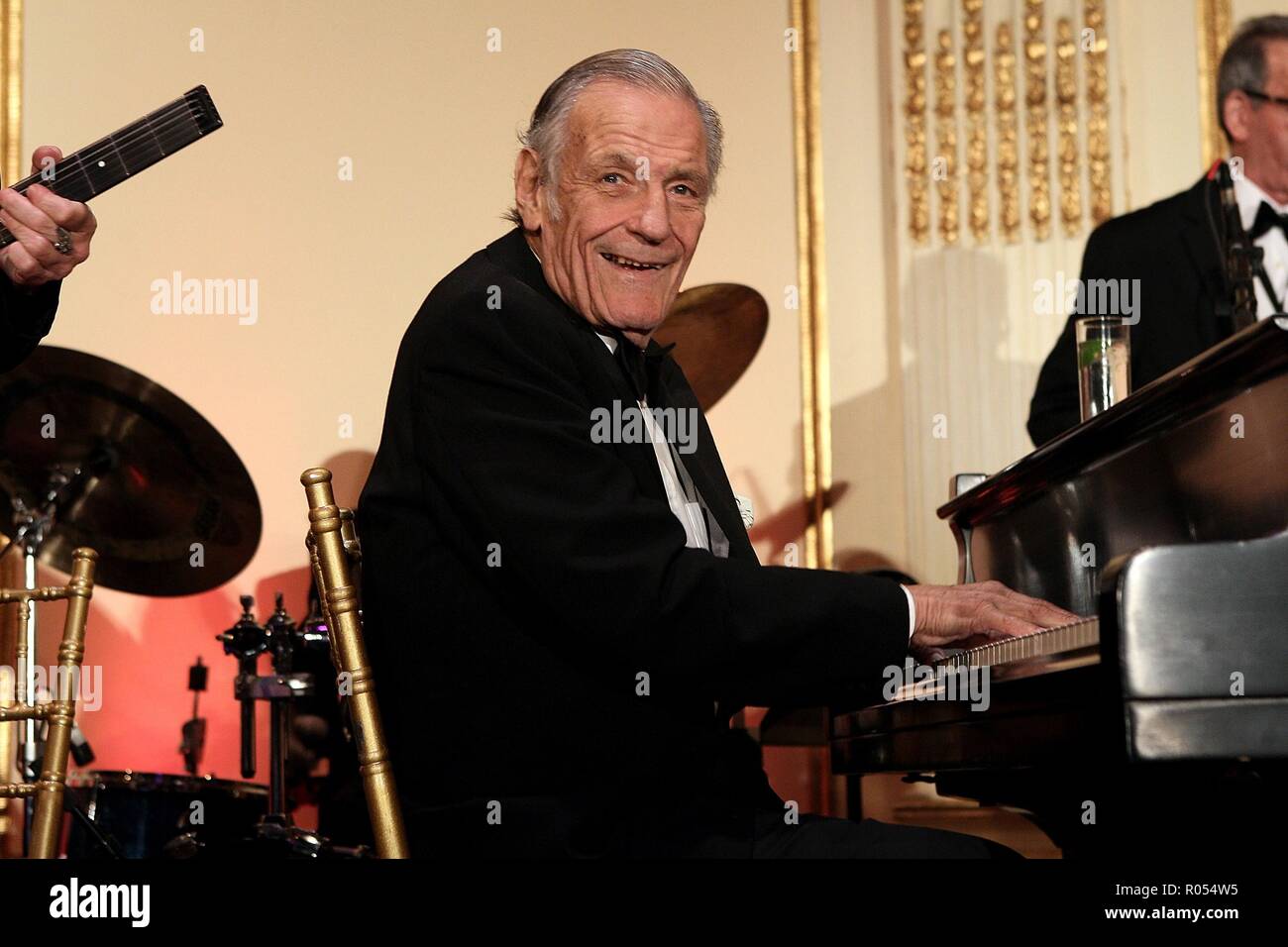 Duchin hi-res stock photography and images - Alamy