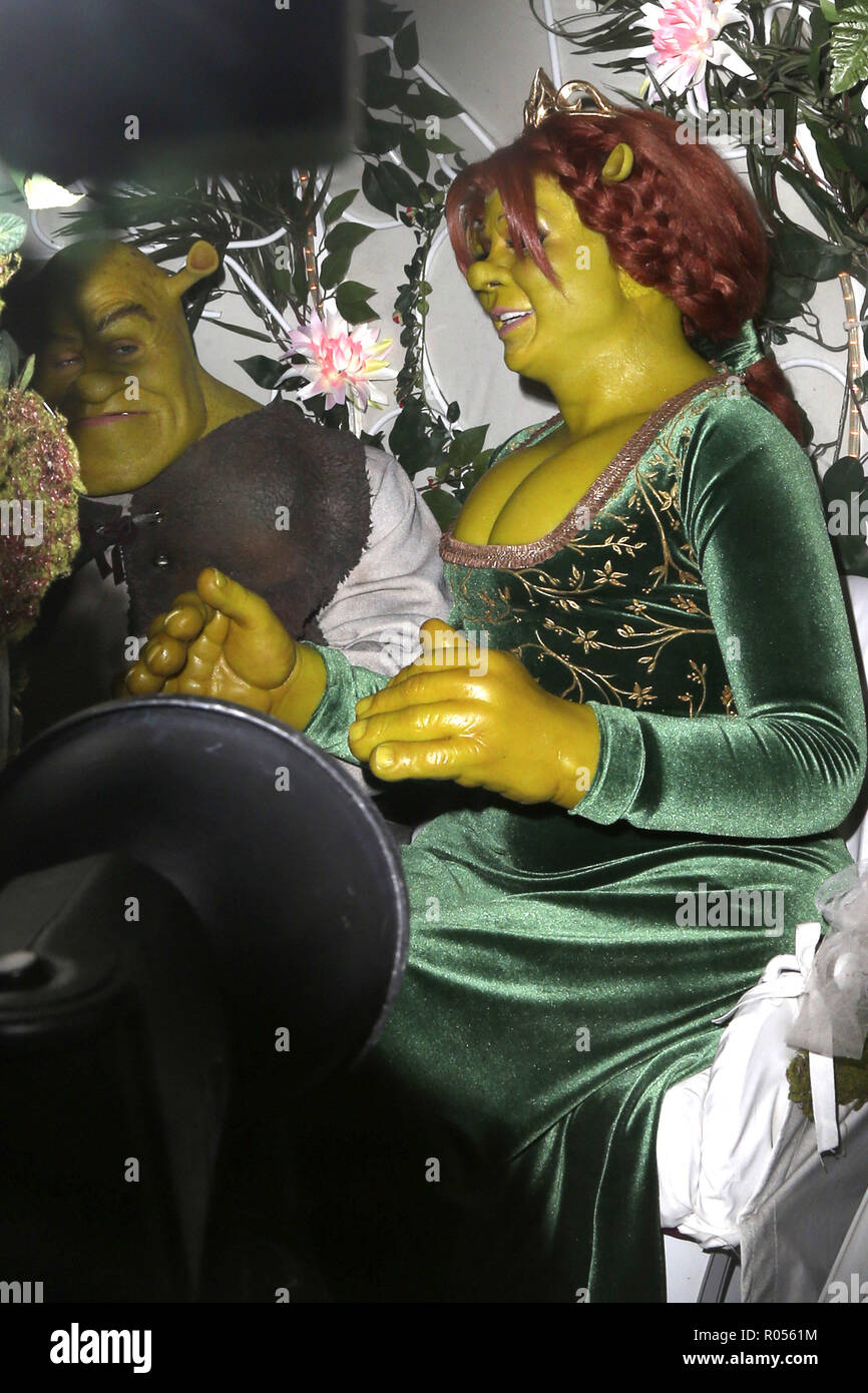 New York City. 31st Oct, 2018. Tom Kaulitz and Heidi Klum dressed up as ...