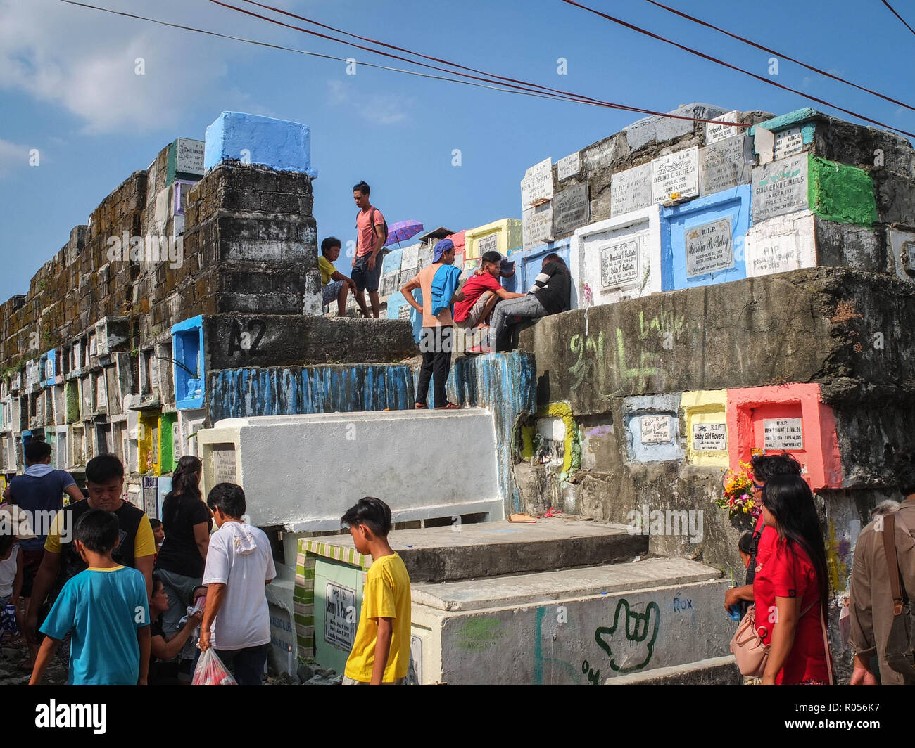 Cemetery Living Philippines Manila_North_Cemetery 353