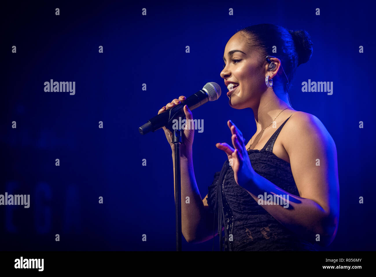 Jorja smith hi-res stock photography and images - Alamy