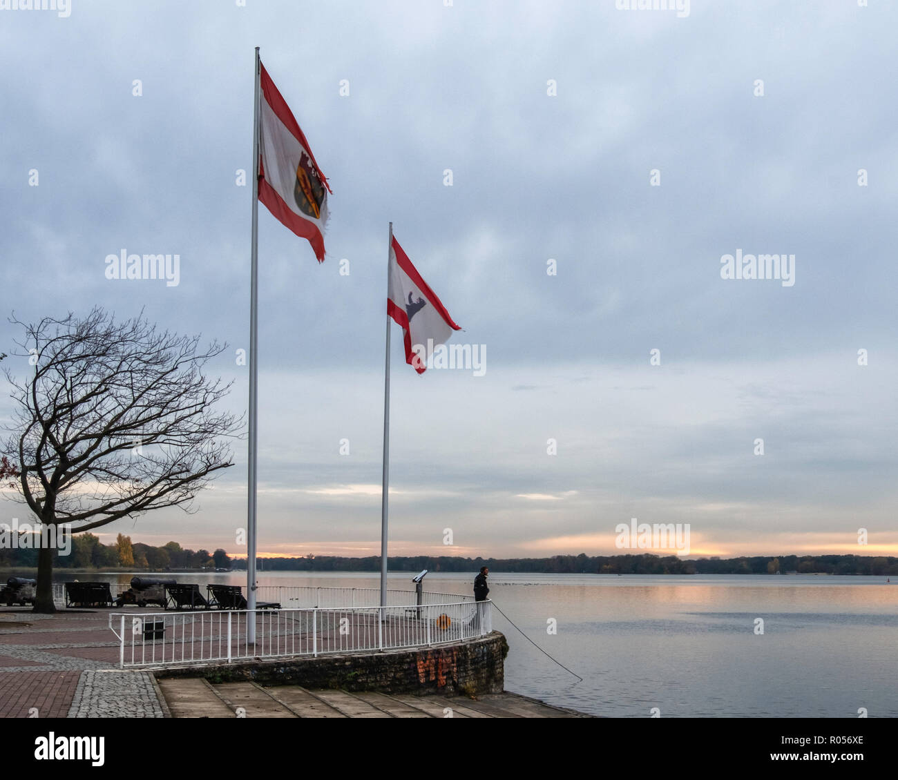 Police scuba diving team hi-res stock photography and images - Alamy