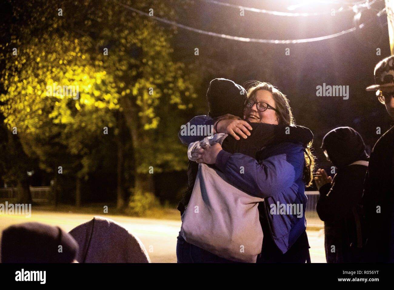 Crime hugging hi-res stock photography and images - Alamy