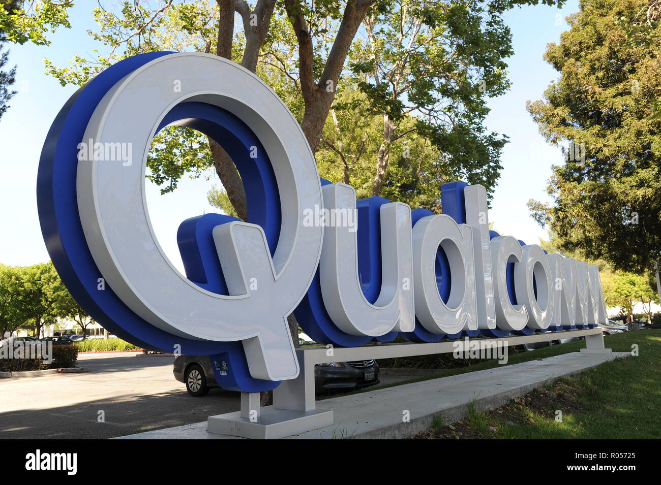 Baseband processors for smartphones hi-res stock photography and images ...