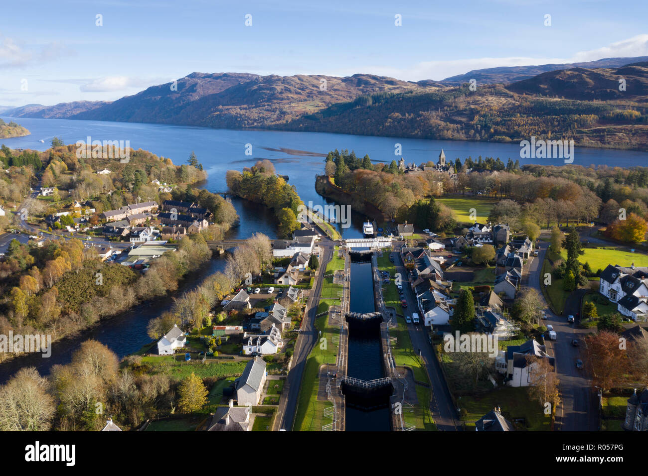 Loch ness aerial hi-res stock photography and images - Alamy