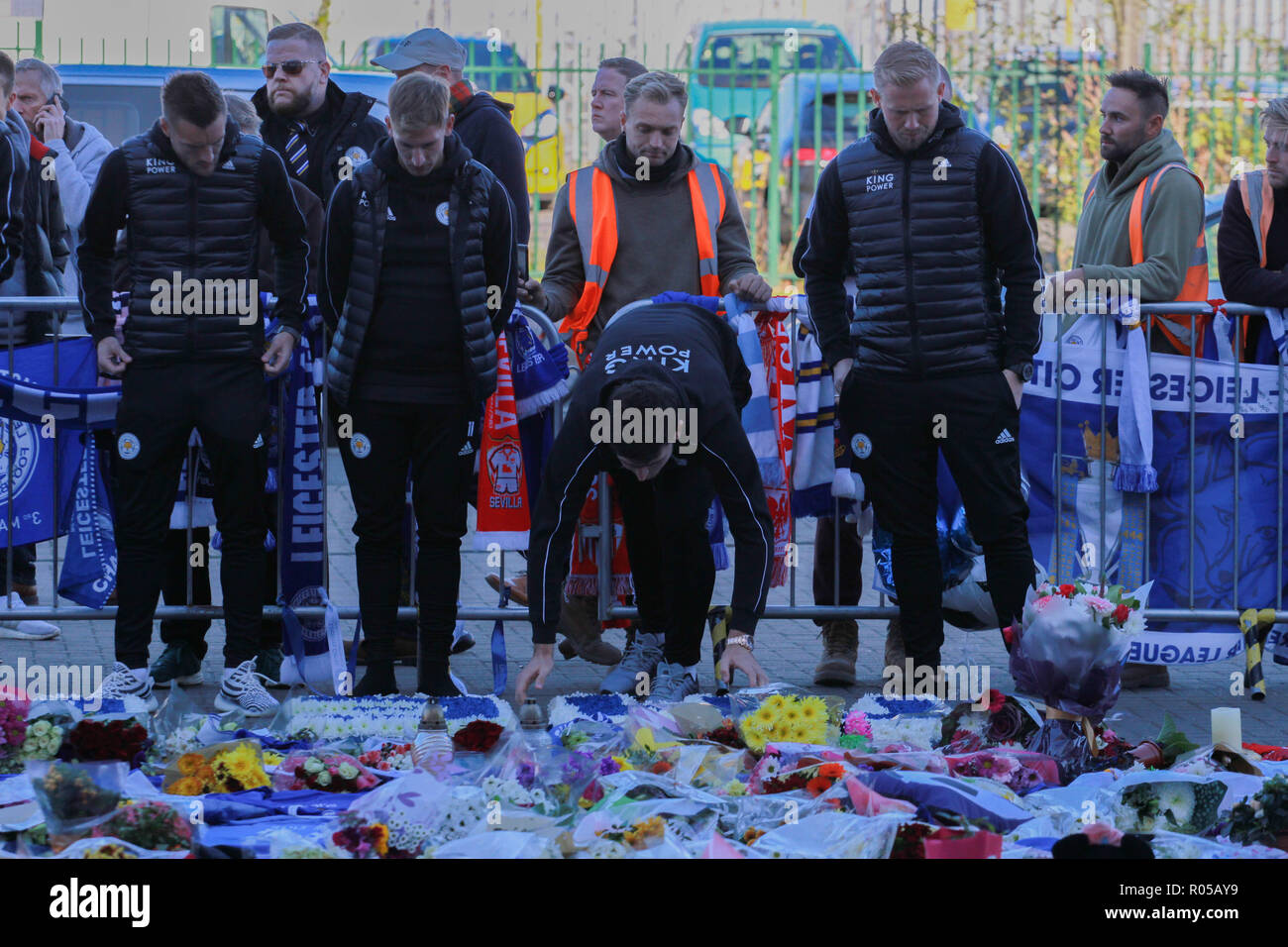 Sport fans crying hi-res stock photography and images - Alamy