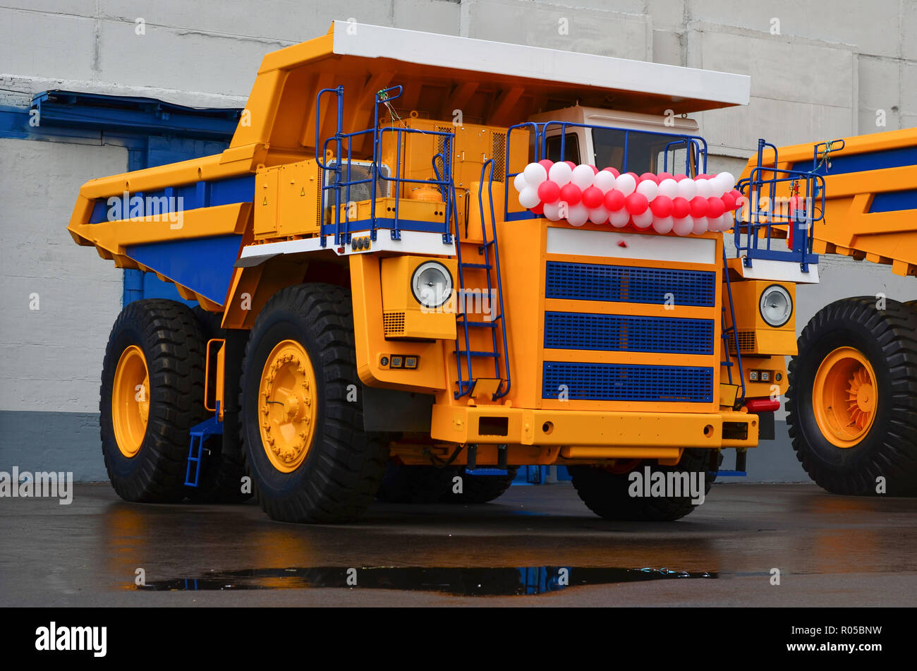 Bogie trucks hi-res stock photography and images - Alamy