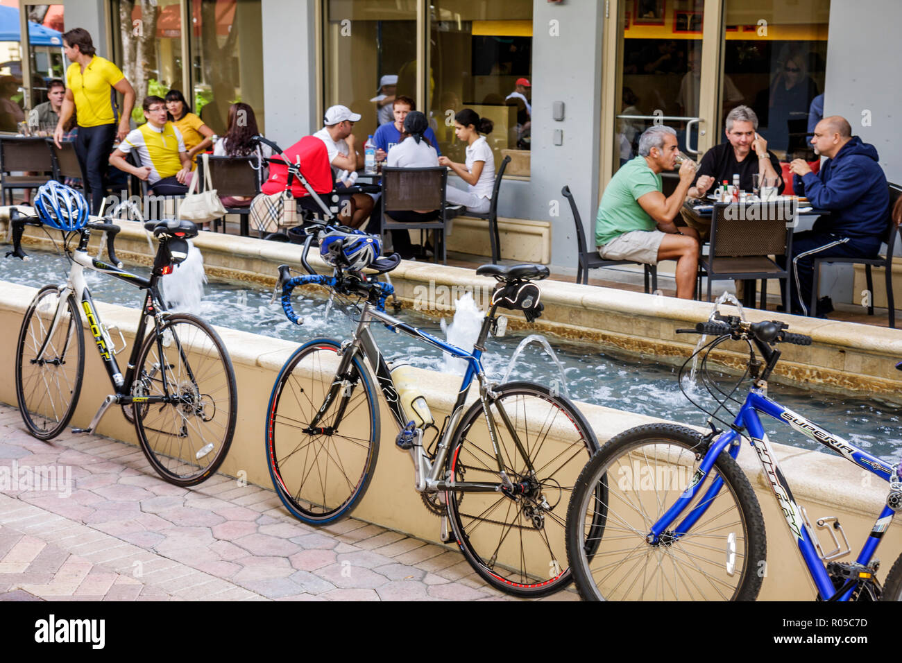 Brickell park florida hi-res stock photography and images - Alamy
