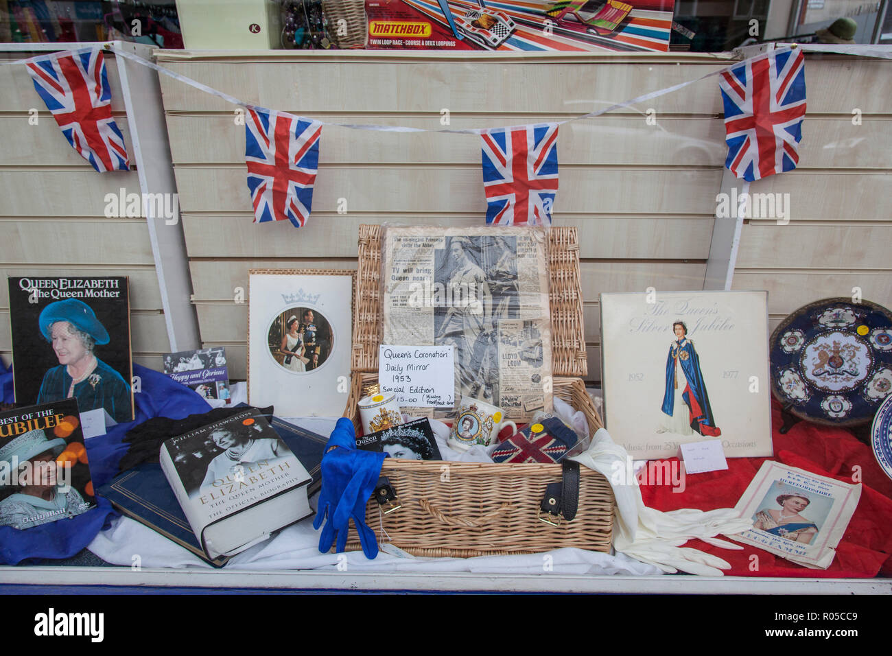 Happy 90th birthday hi-res stock photography and images - Alamy