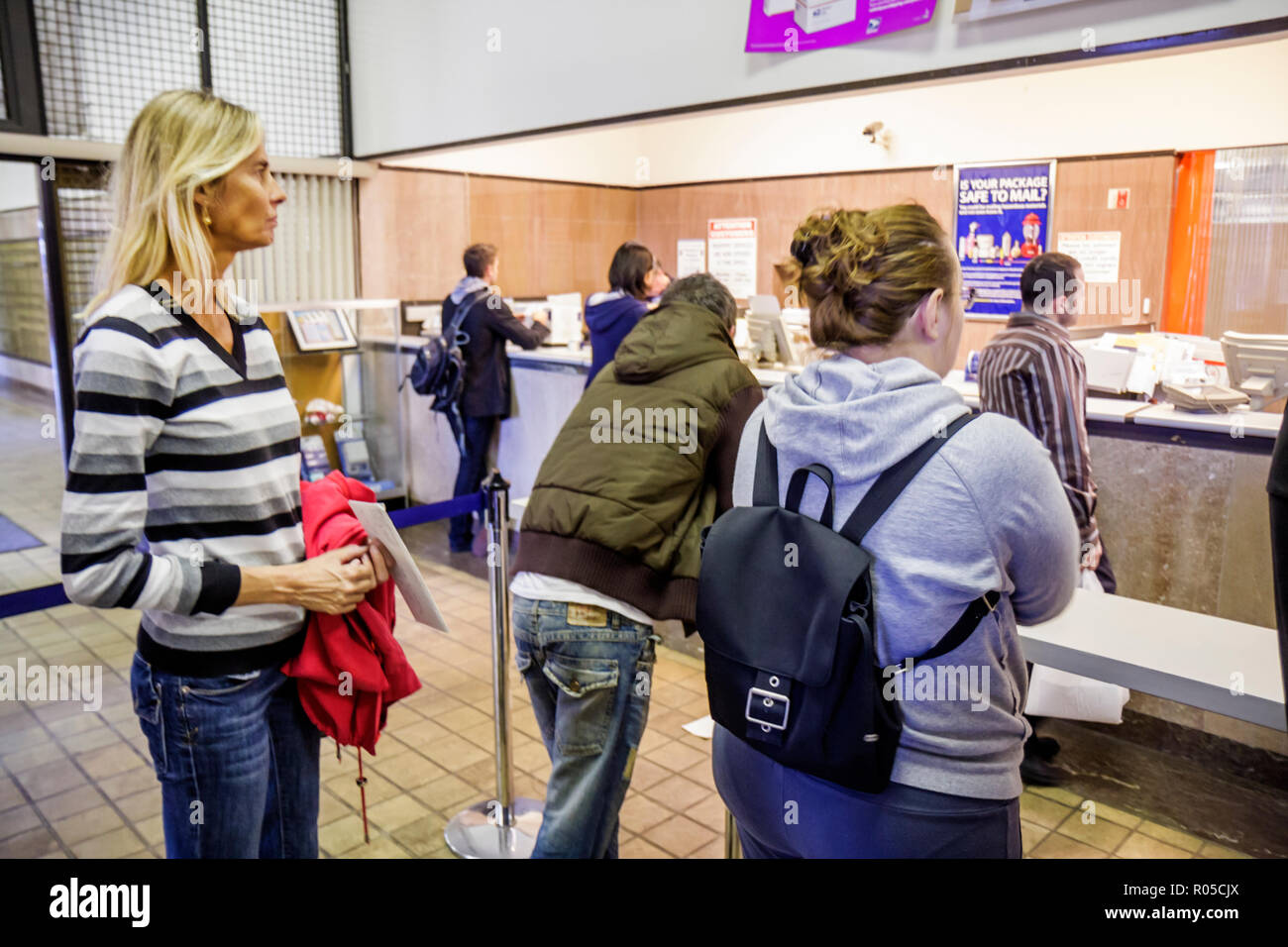 Us Mail Post Office High Resolution Stock Photography and Images - Alamy