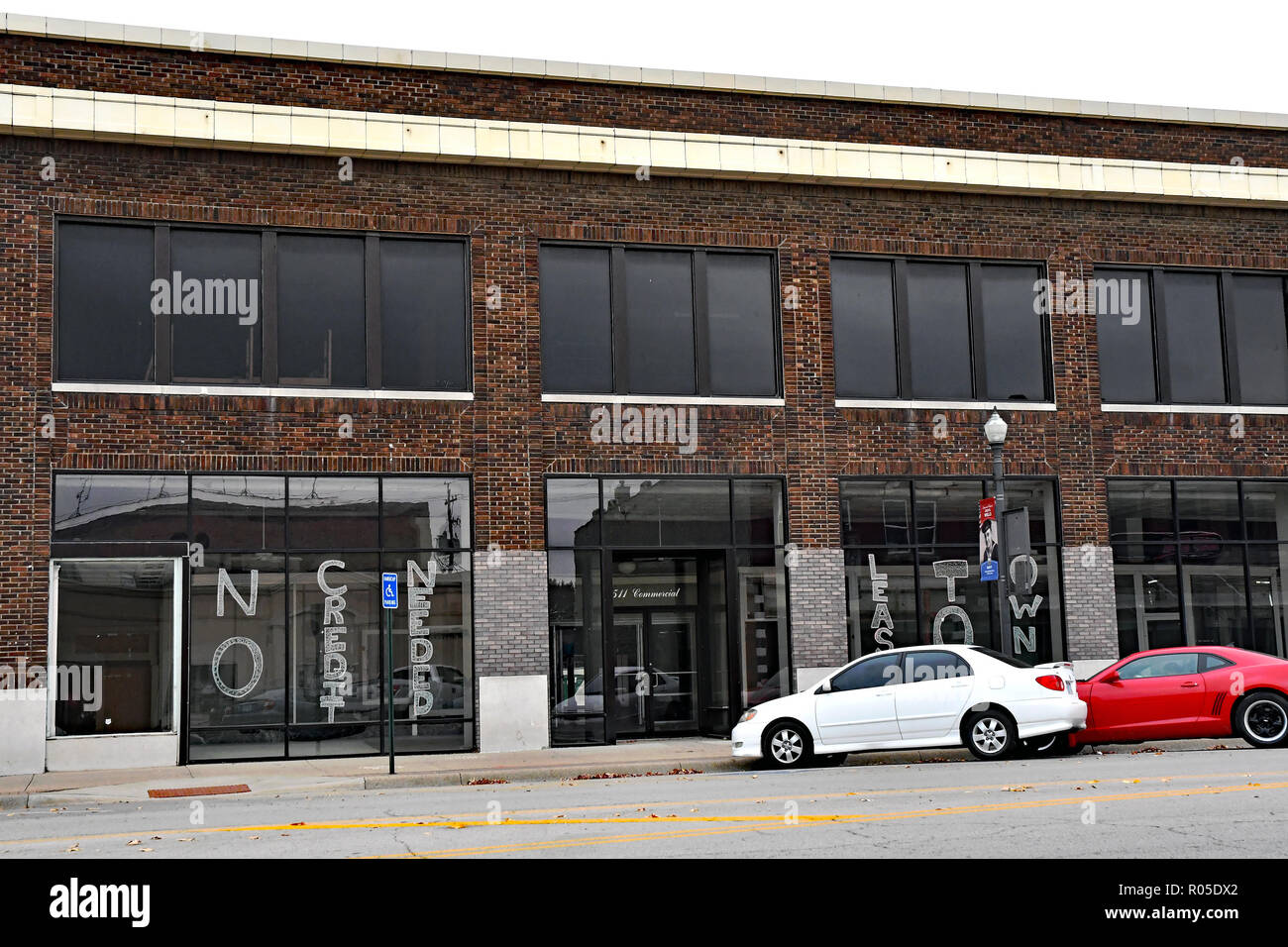 Sears storefront hi-res stock photography and images - Alamy