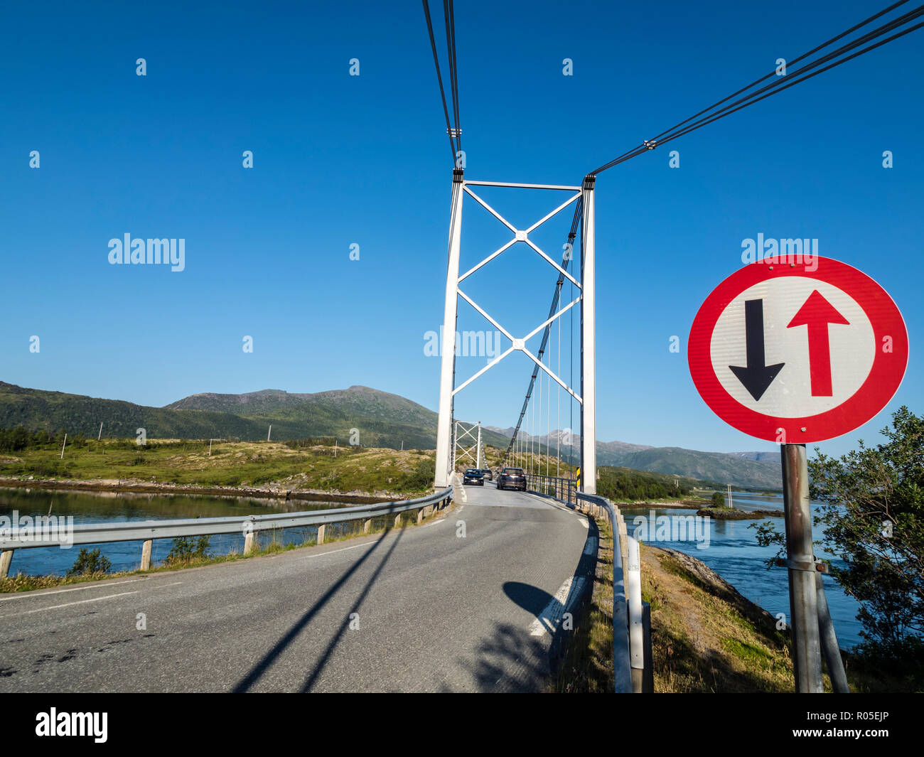 Narrow bridge sign hi-res stock photography and images - Alamy