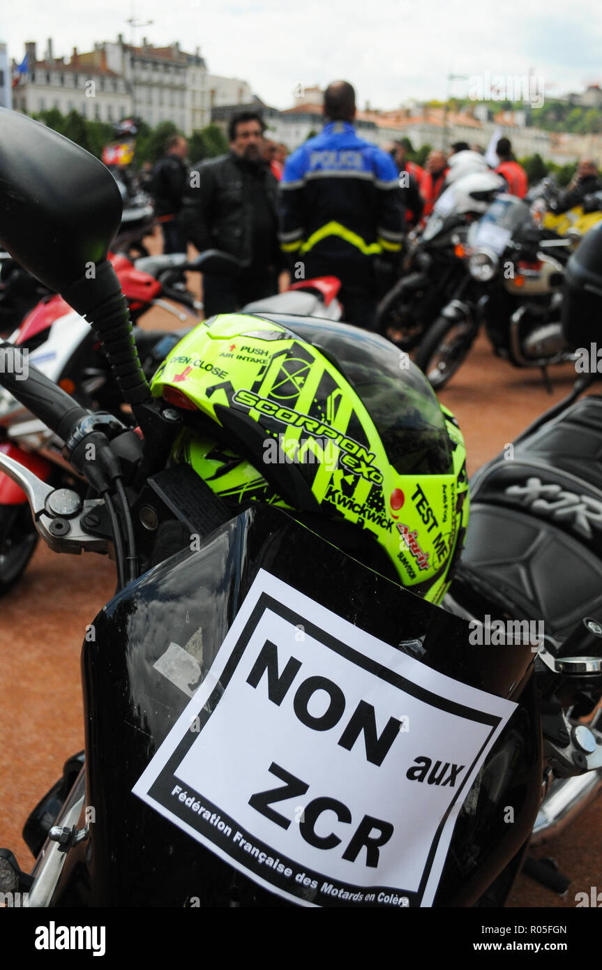 Angry bikers hi-res stock photography and images - Alamy