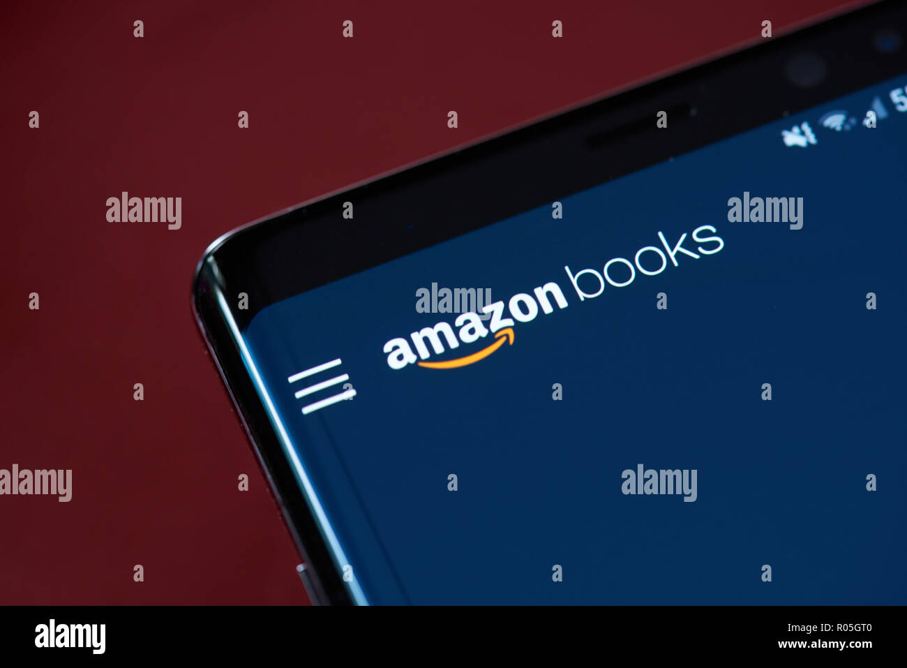Amazon books logo hi-res stock photography and images - Alamy