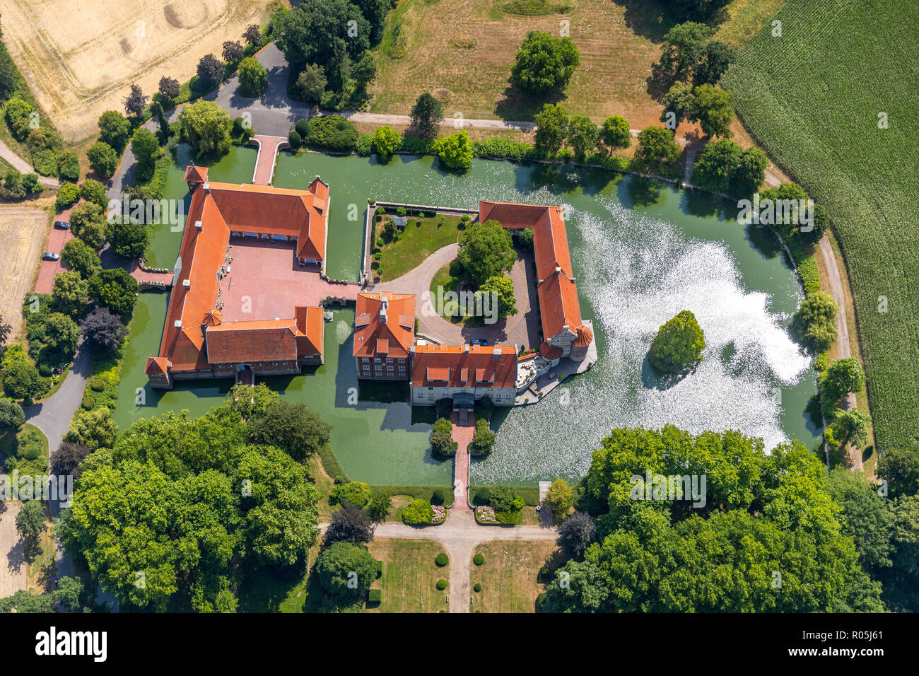 Air, Water castle Haus Borg, Altendorf, Mansion, Rinkerode ...