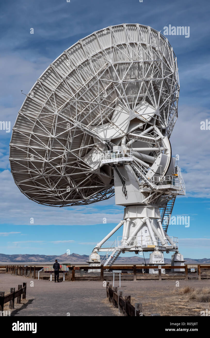 Very Large Array (VLA) Radio Telescopes in New Mexico, USA Stock Photo ...