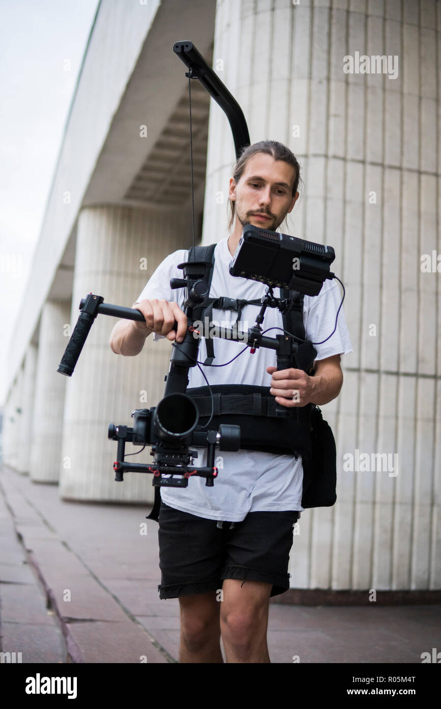 Gimbal rig hi-res stock photography and images - Alamy
