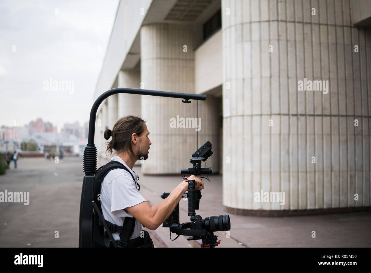 Gimbal rig hi-res stock photography and images - Alamy