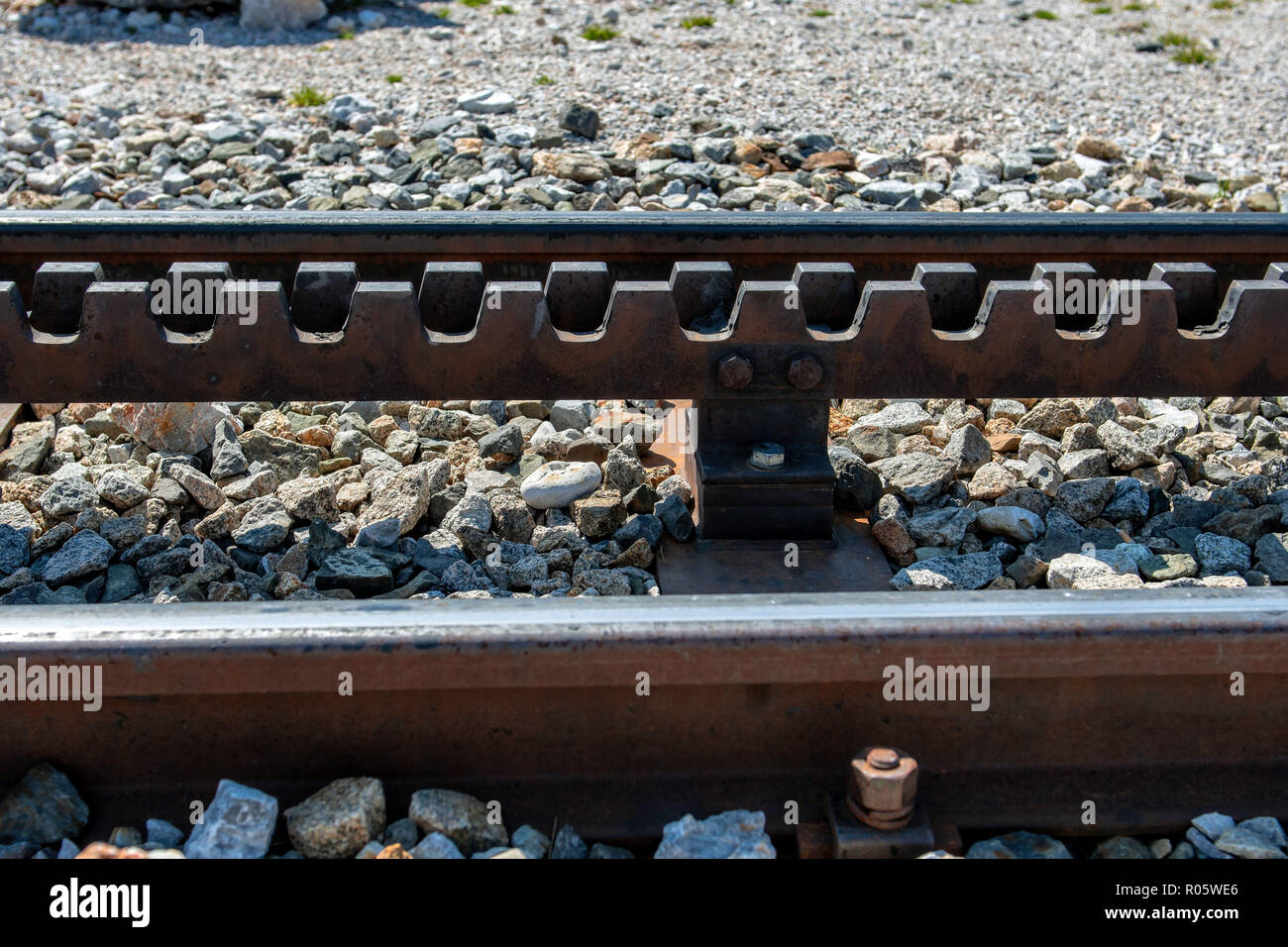Rack and pinion mechanism hi-res stock photography and images - Alamy