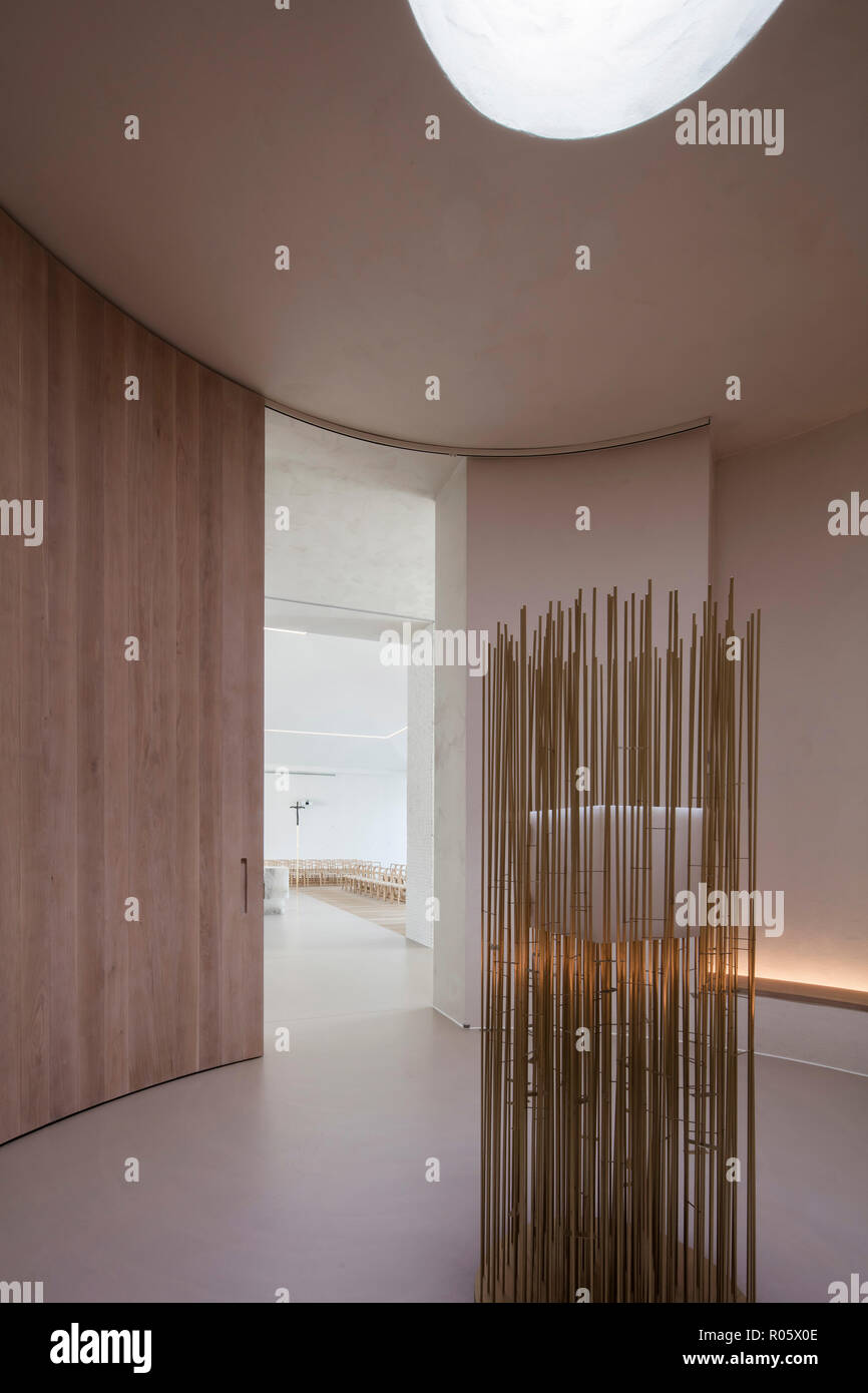 Circular Sacrament's Chapel with view towards nave. Church Hardehausen ...