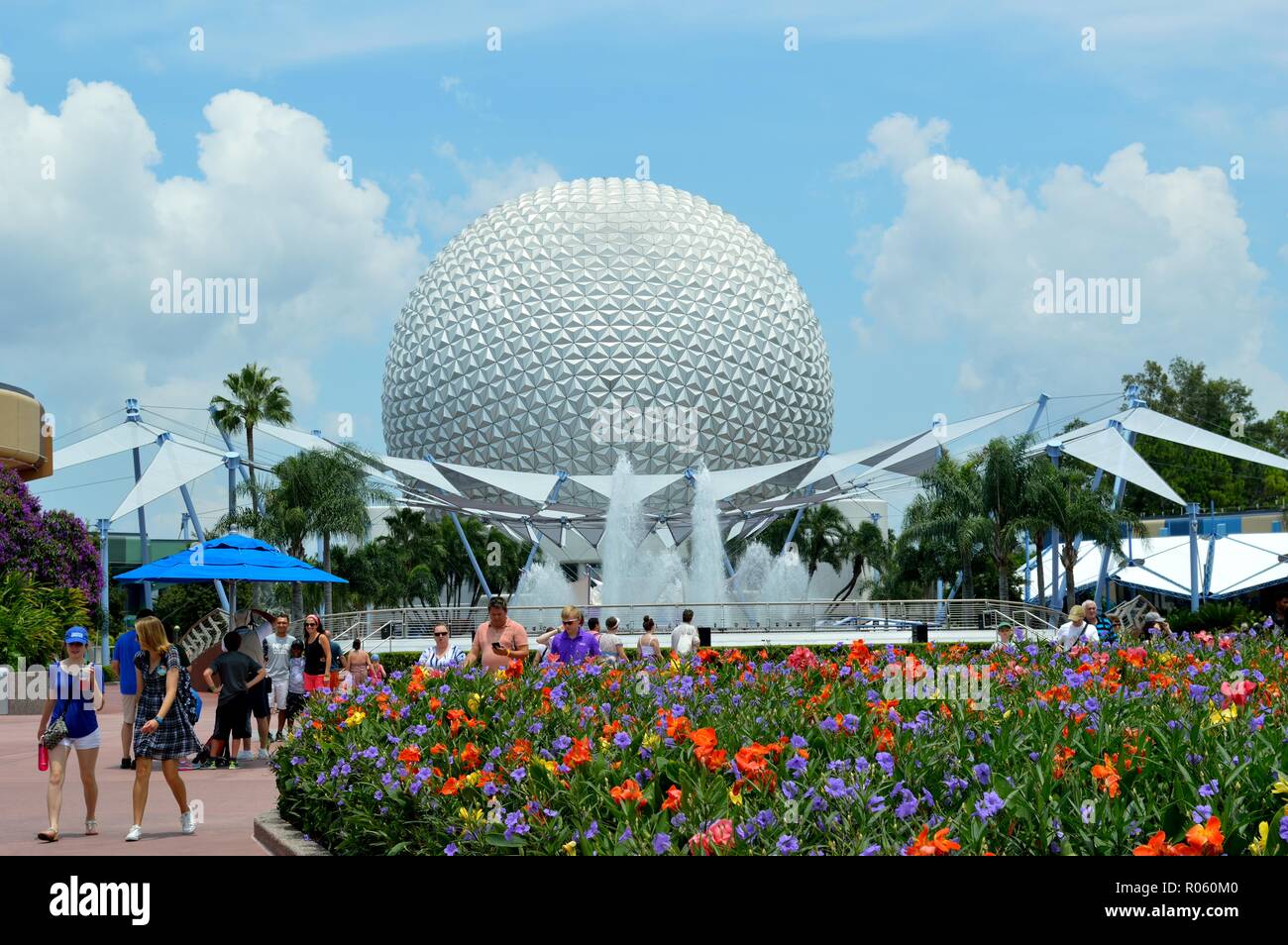 Epcot , Spaceship Earth Stock Photo - Alamy