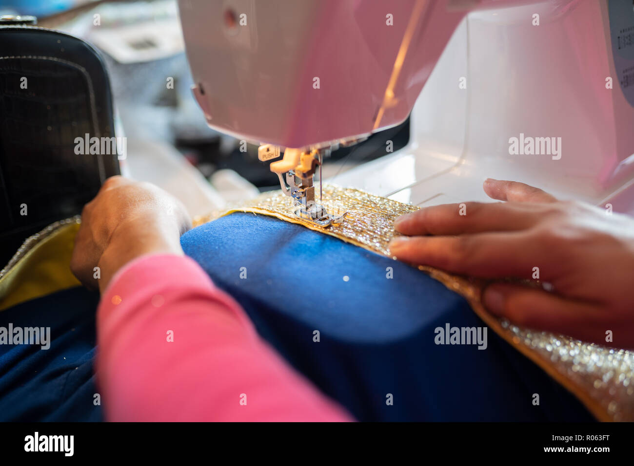 Kid sewing machine hi-res stock photography and images - Alamy