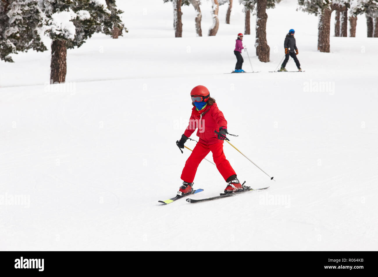 Girl skiing spain hi-res stock photography and images - Alamy