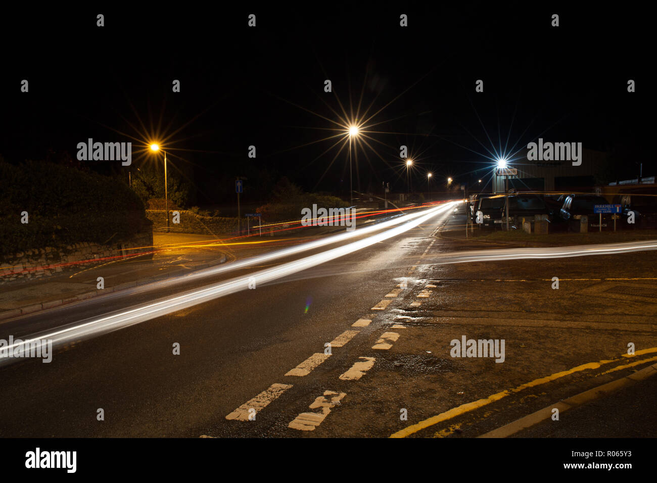 Light trails moving cars hi-res stock photography and images - Alamy
