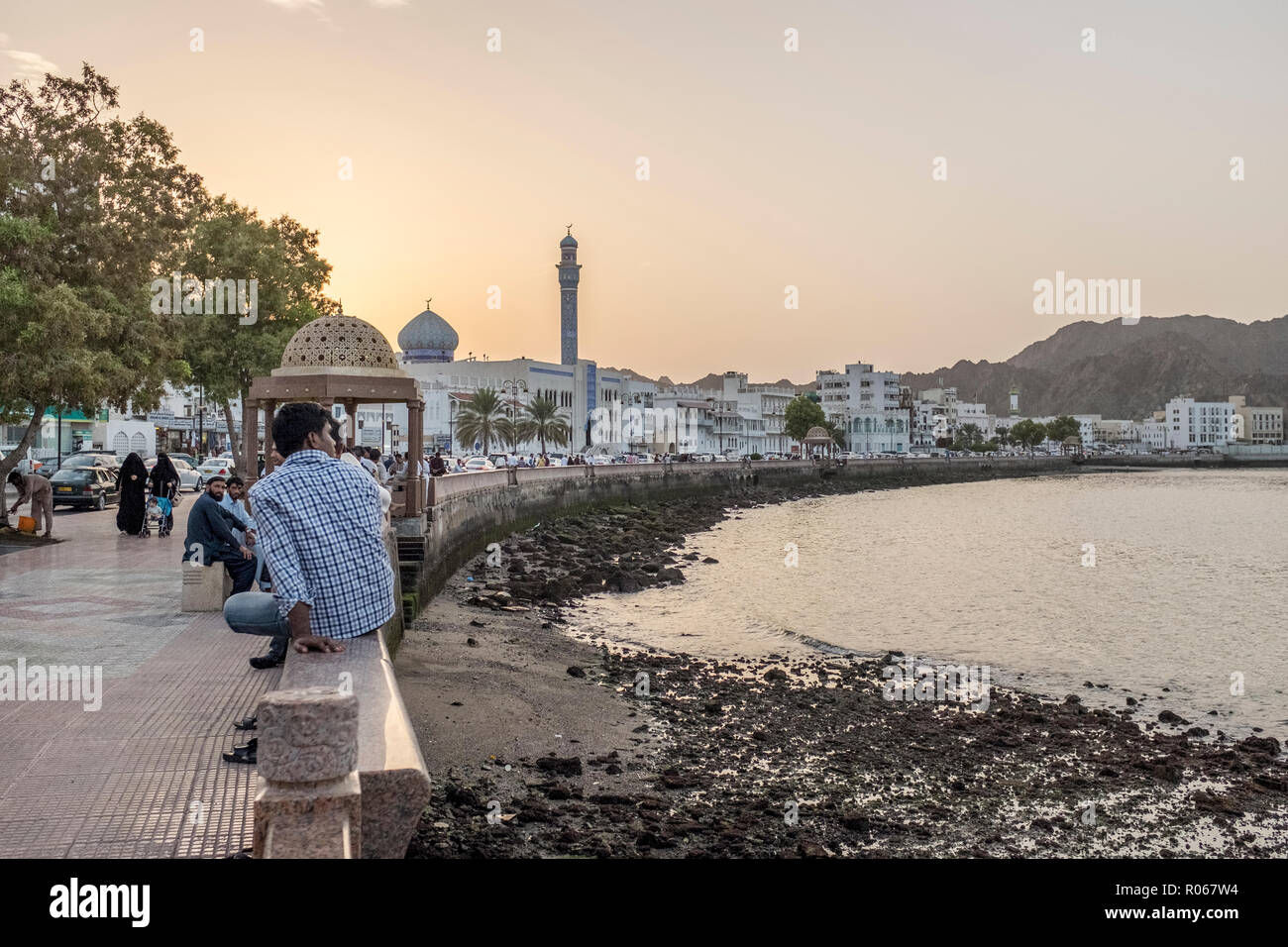 Muttrah corniche hi-res stock photography and images - Alamy